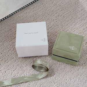 Van Cleef & Arpels | Jewelry | Van Cleef Arpels Gift Box Set | Poshmark